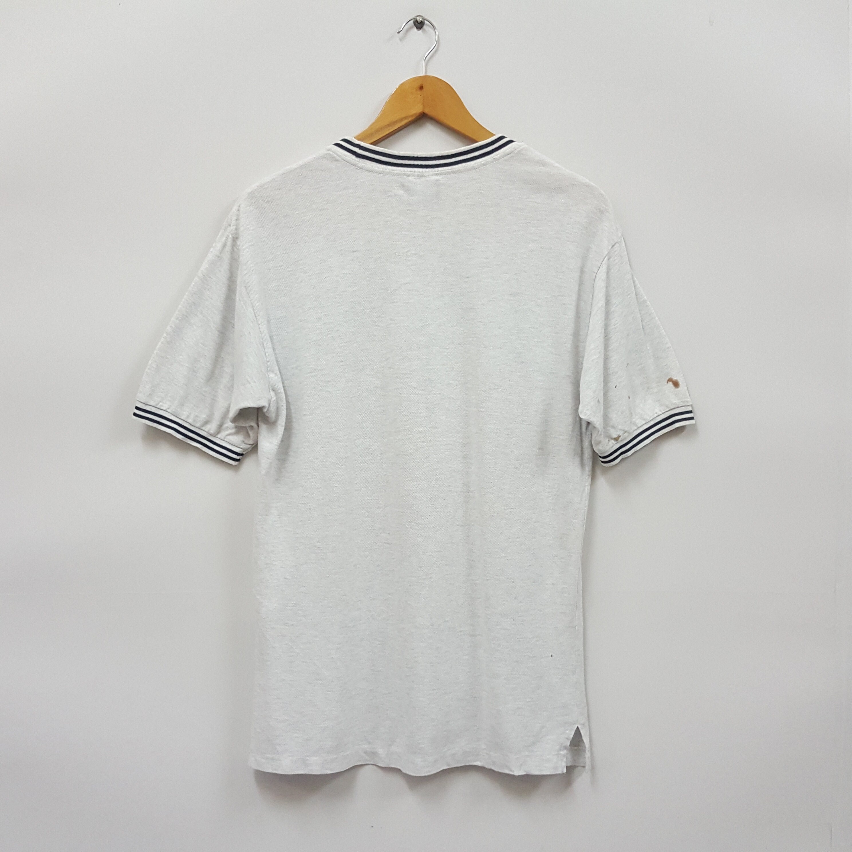 Vintage Fred Perry Small Logo Design T-shirt - Etsy