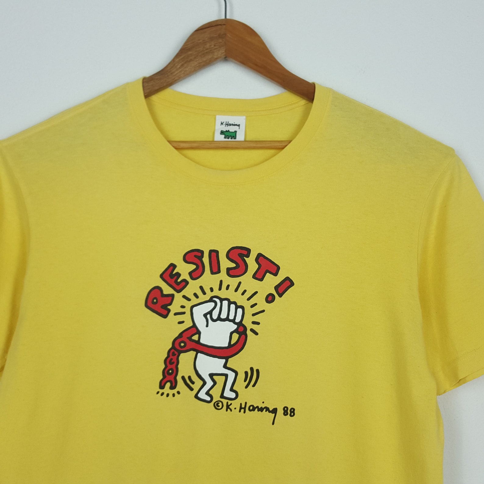 Vintage KEITH HARING RESIST K.Haring 88 Design t-shirt | Etsy
