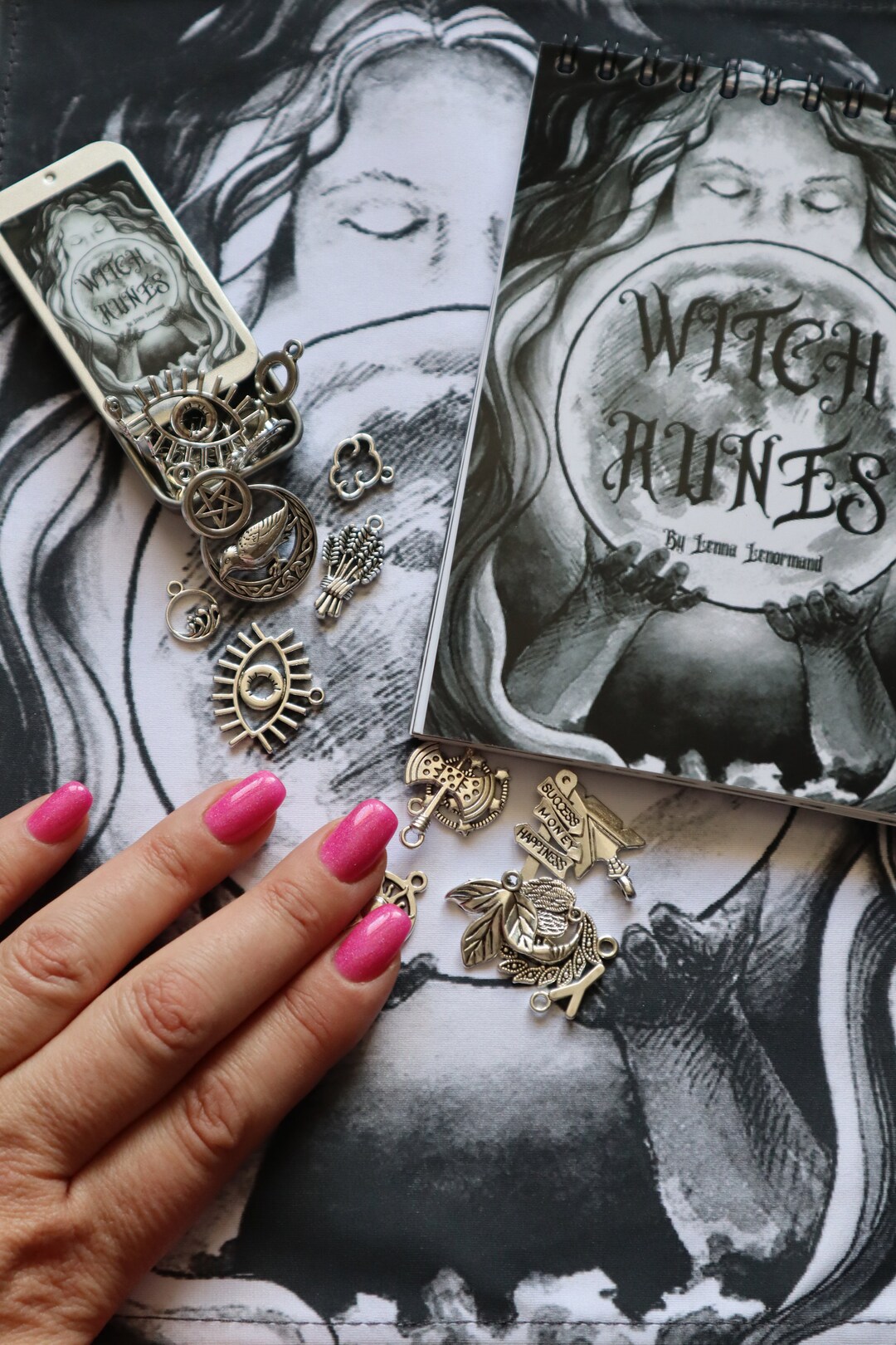 Witch Divination Rune 13 Charm Kit - Etsy