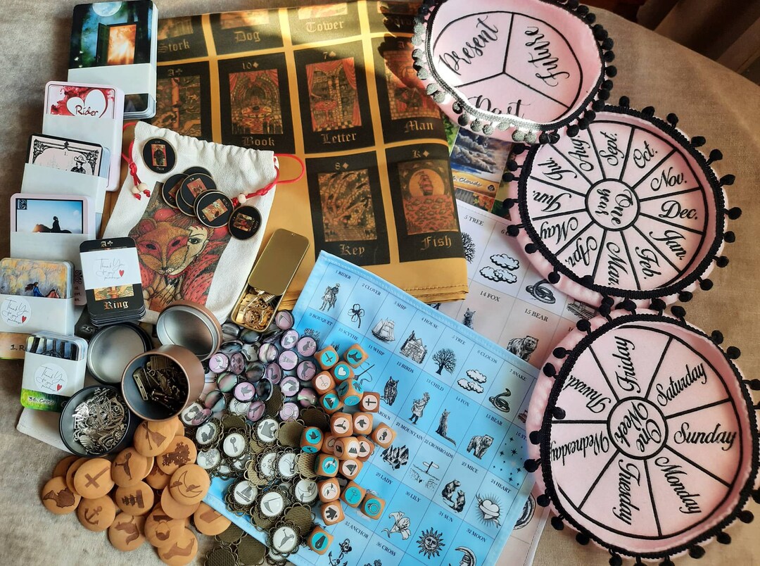 Large Lenormand Fortune Teller Set in a Old Folding Vintage - Etsy