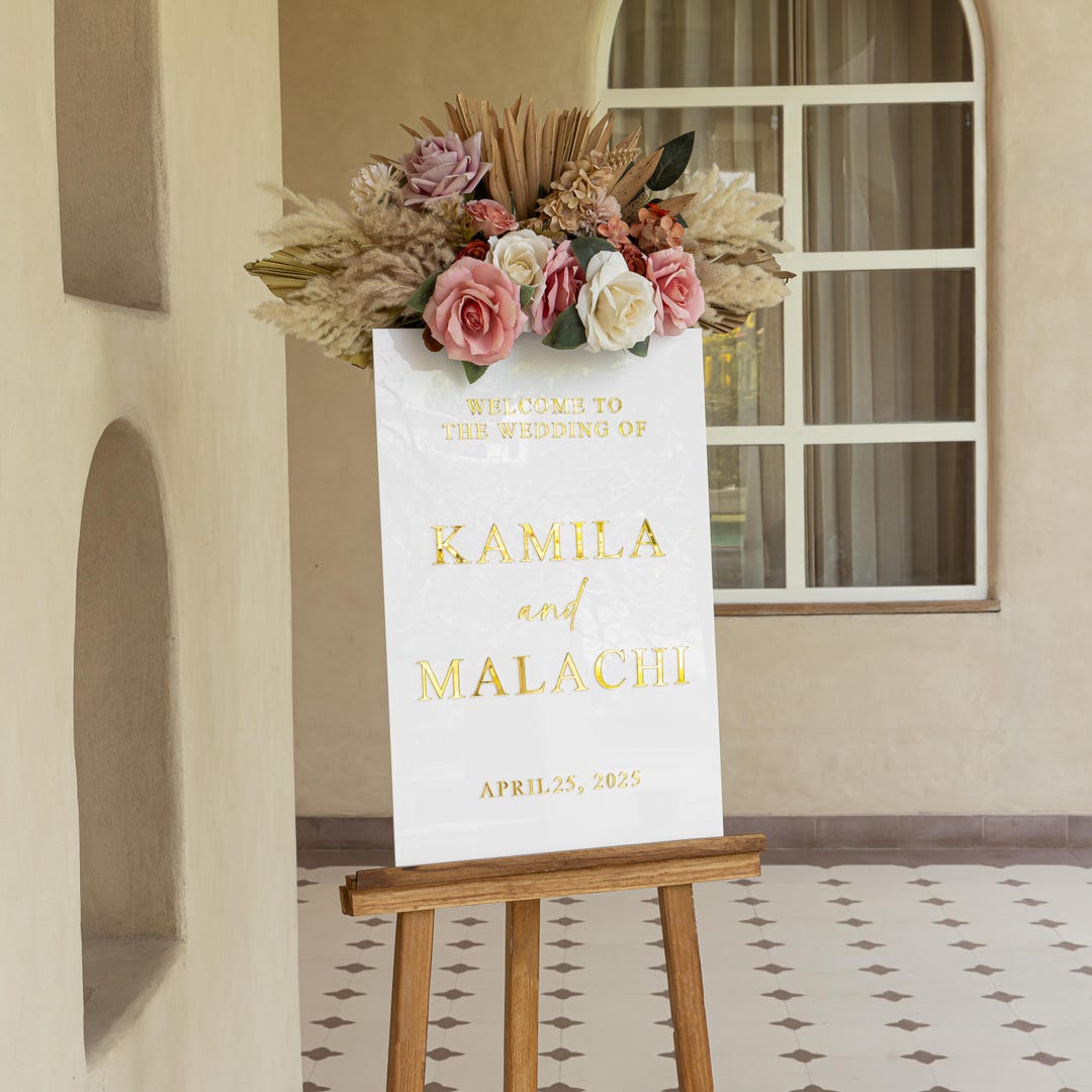 White Acrylic Wedding Sign With 3D Gold Mirror Names - Acrylic Wedding ...