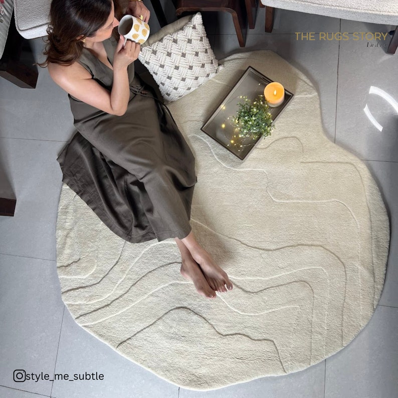 Terrain Round off White Handmade Area Rug Wool Circular Modern Carpet ...