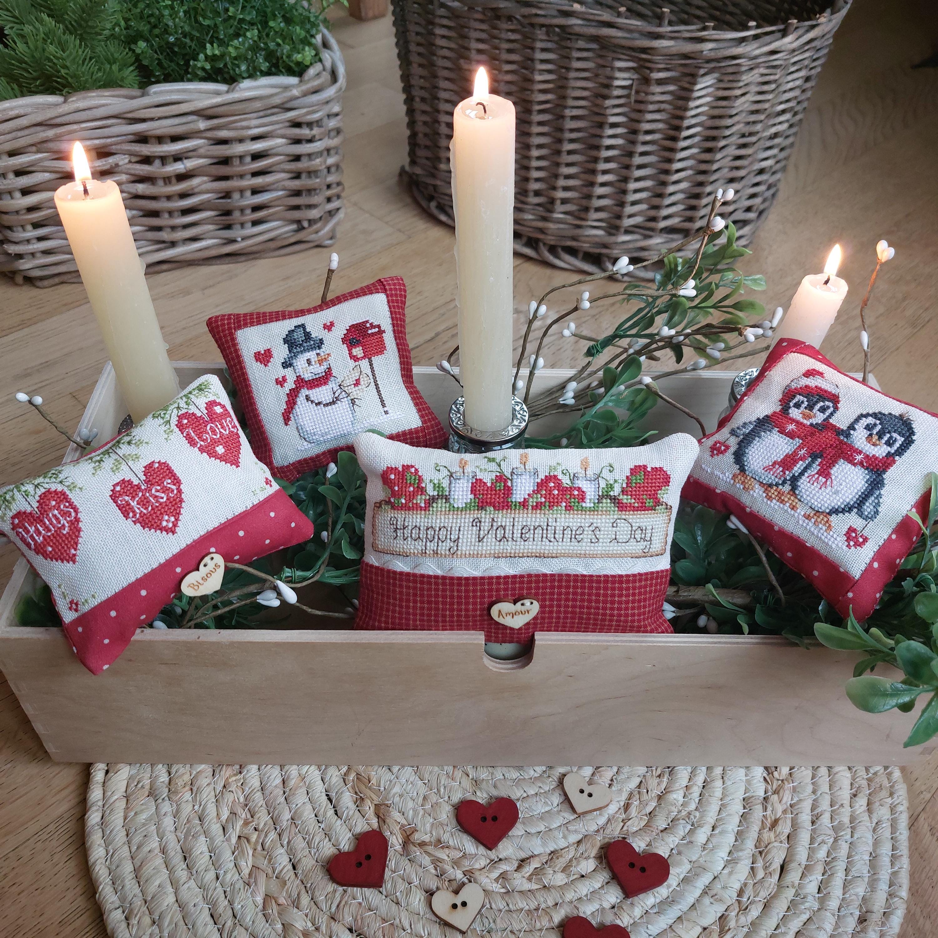 CV 251 - Valentine's Day Bearing Set - Etsy