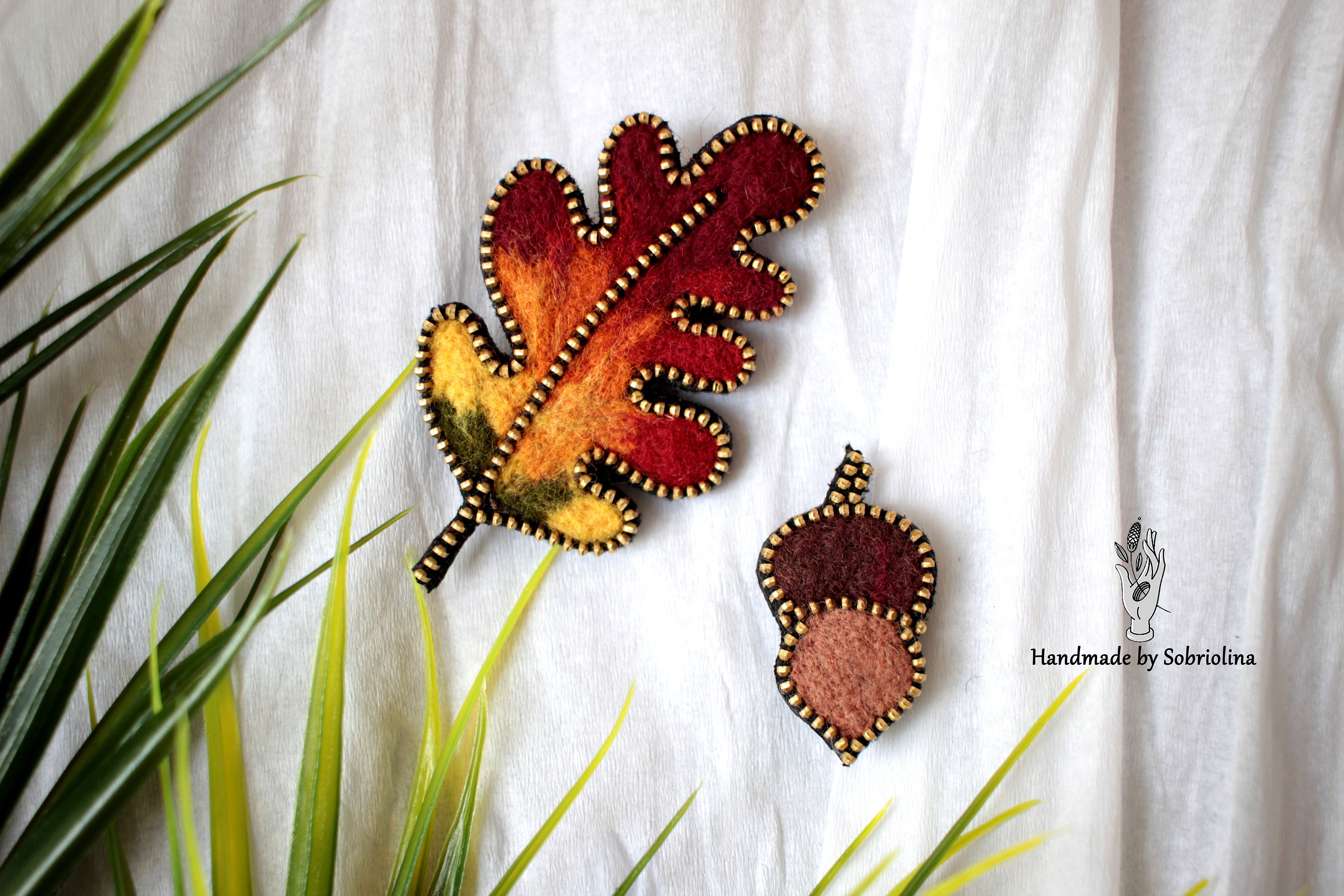Autumn Leaf - Zipper Felt Woman Brooch. Pin Gift for Woman Brooch ...