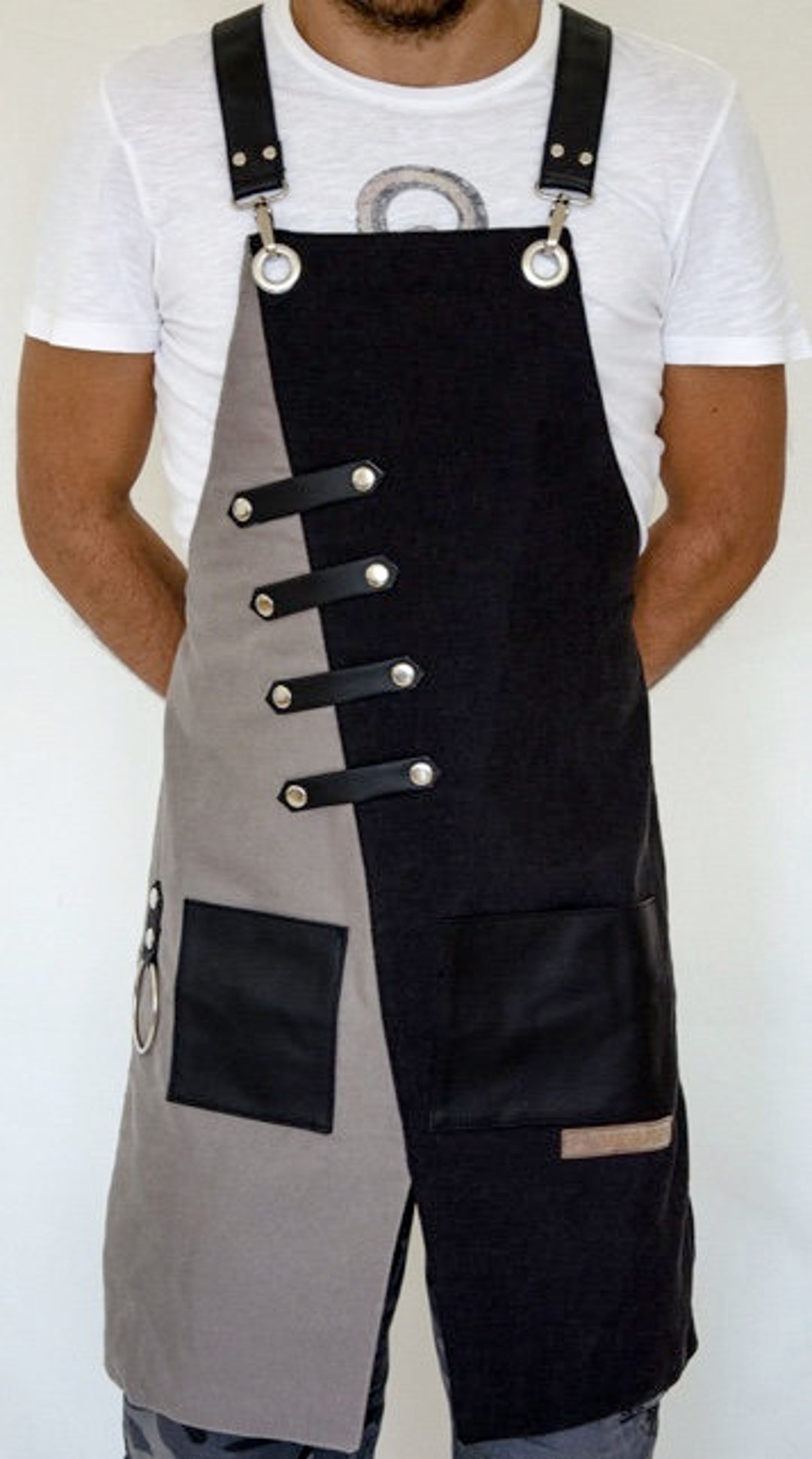 Multifunctional Bib Apron for Barbers, Makeup Artists, BBQ Enthusiasts ...