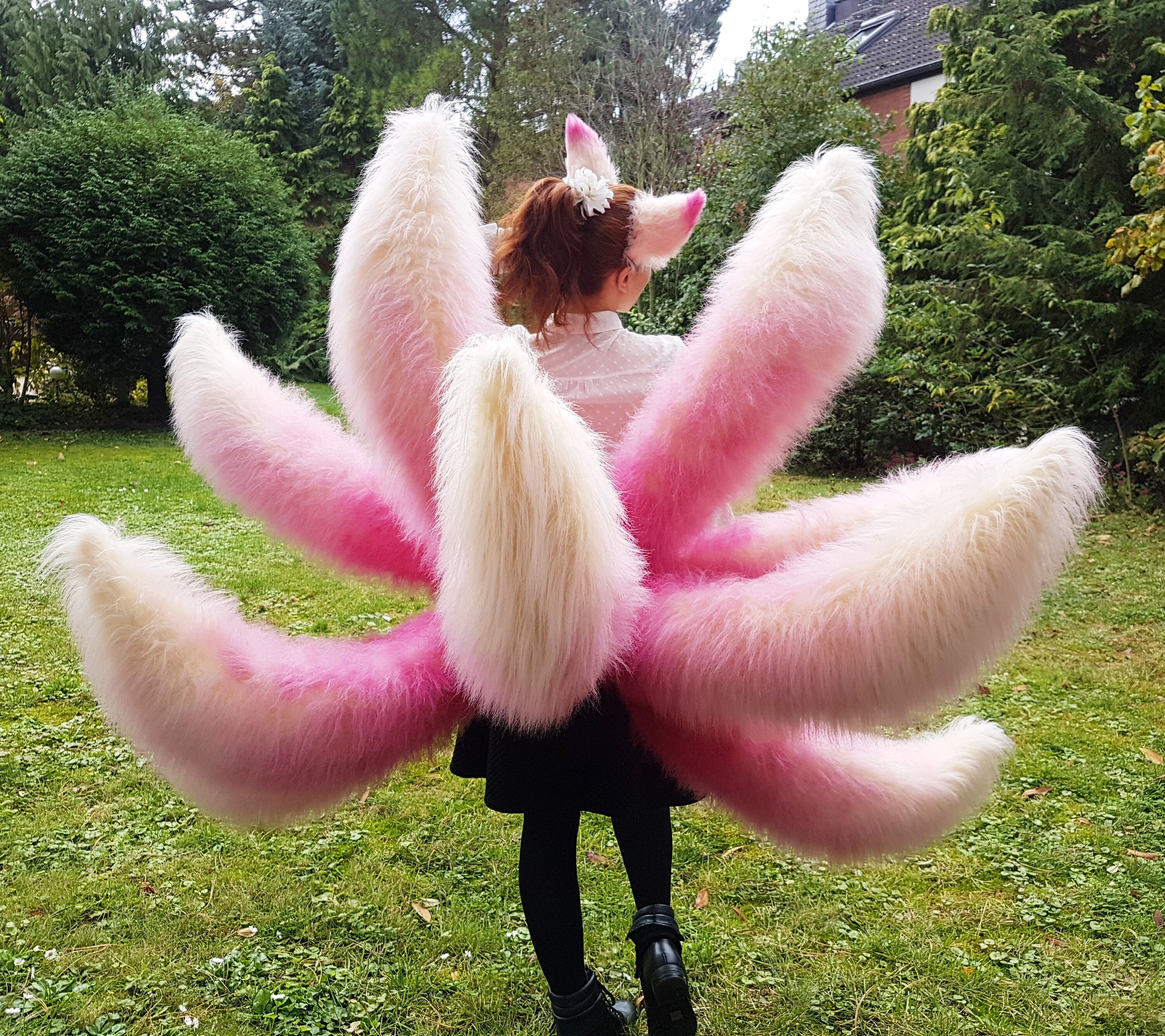 TAILS de gradiente mágico: Kitsune-Tail-System Arnés posable | Etsy