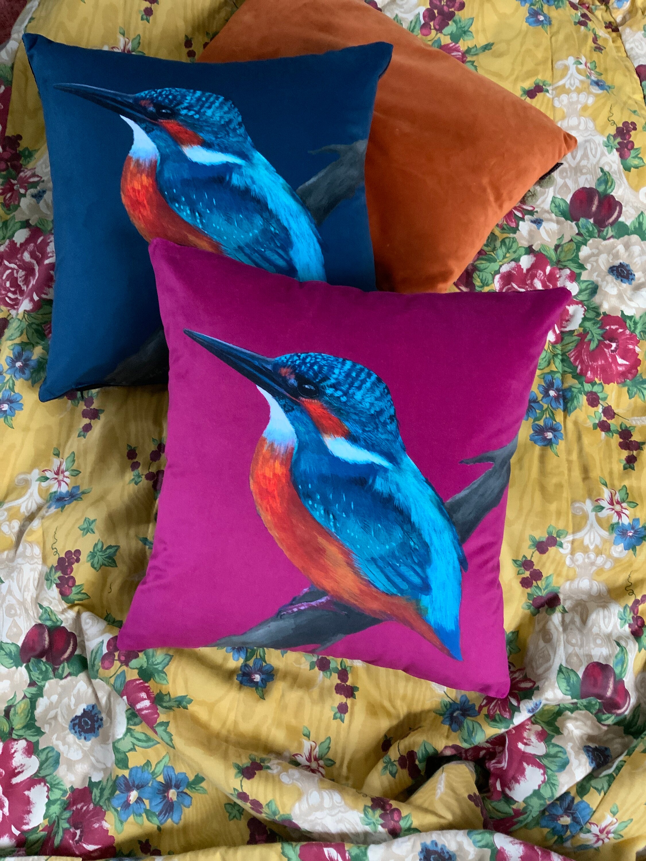 Kingfisher Cushion Cover Handmade Stunning on Raspberry Velvet - Etsy