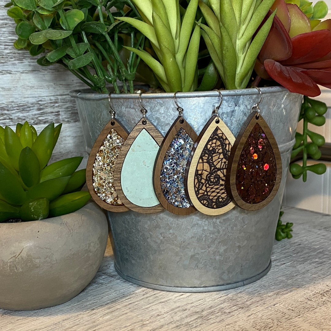 SVG File, Wood Earrings for Cork or Glitter, Engraved Earrings File - Etsy