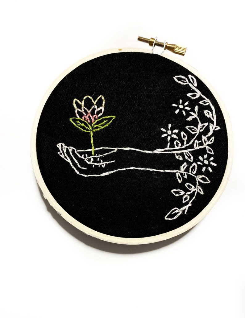 Floral Healing Hands Embroidery Pattern: DIY Hoop Art (PDF Download) - Etsy