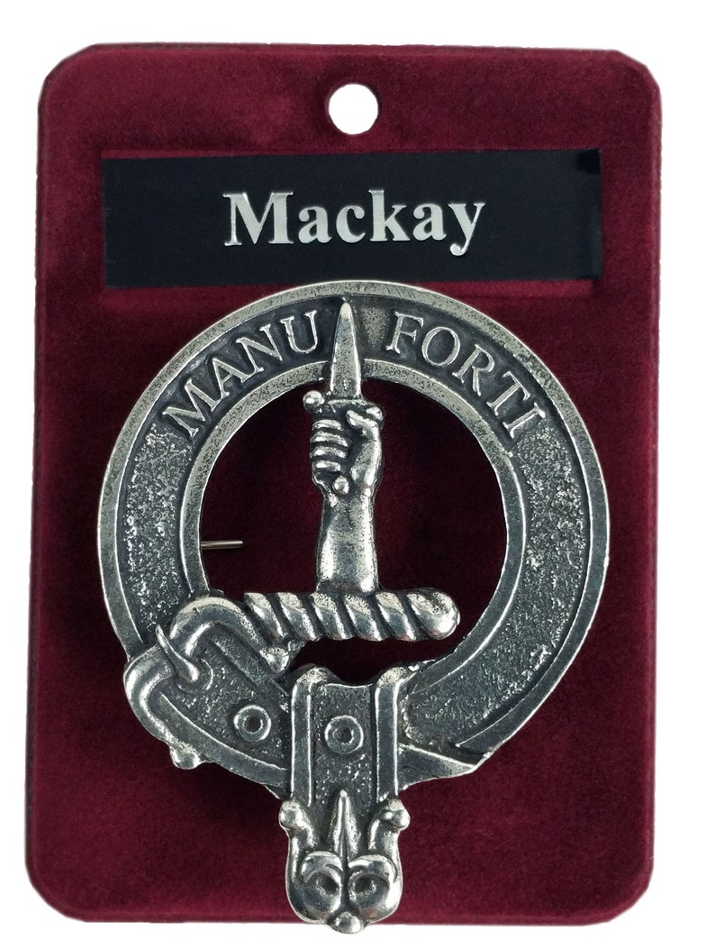 Mackay Cap Badge - Pewter Clan Crest Badge - Gaelic Themes Cap Badge or ...