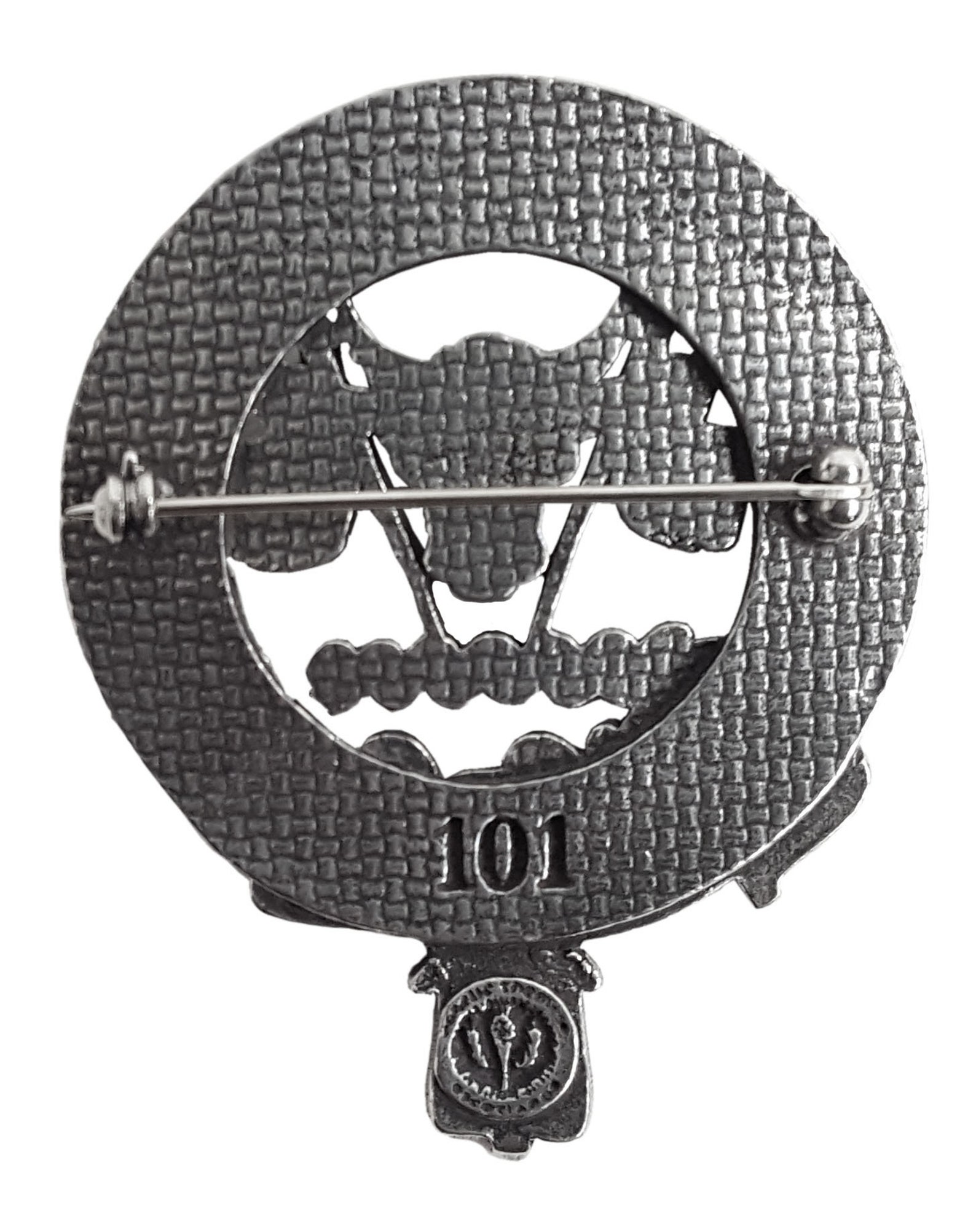 Macleod Cap Badge - Pewter Clan Crest Badge - Gaelic Themes Cap Badge ...
