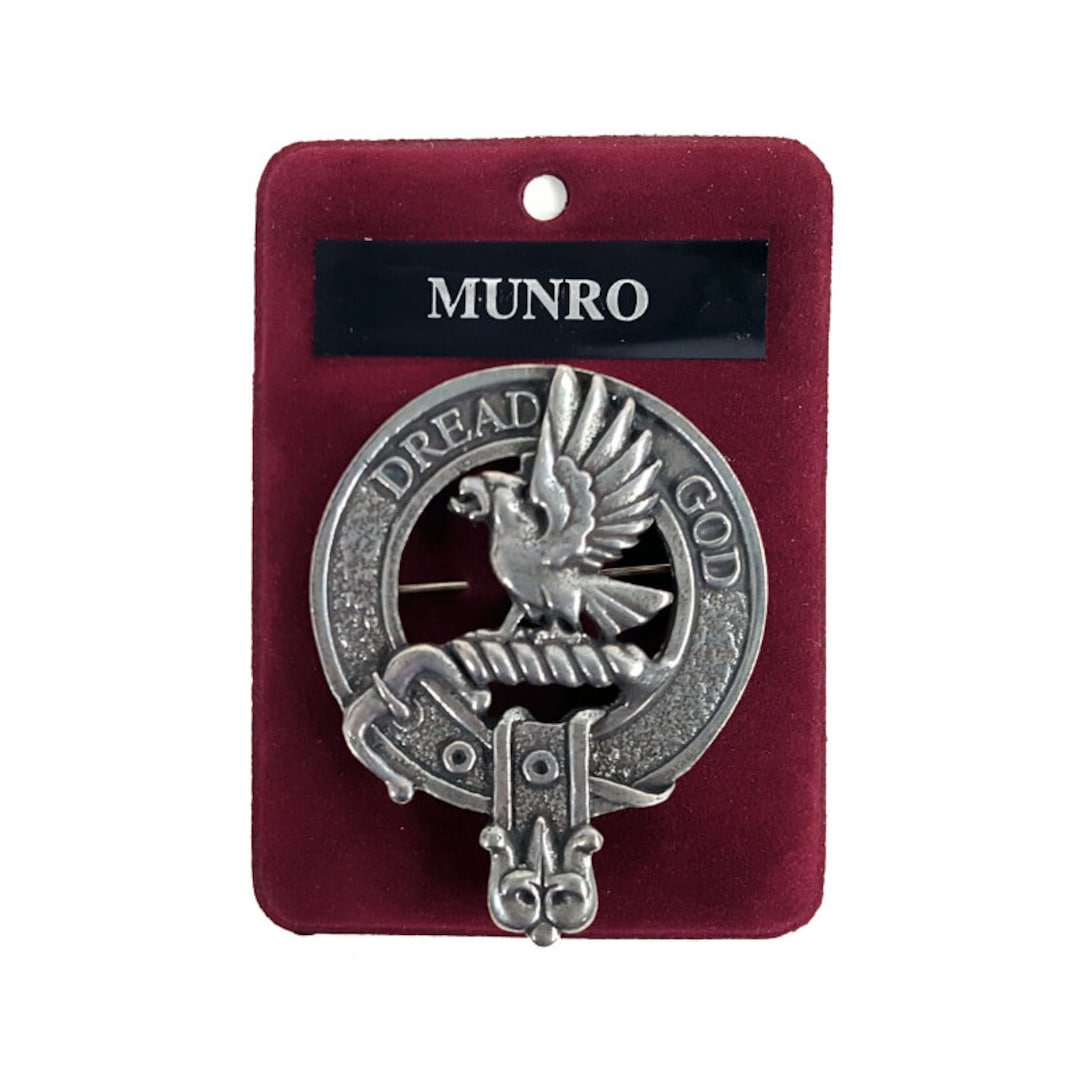 Munro Cap Badge - Pewter Clan Crest Badge - Gaelic Themes Cap Badge or ...