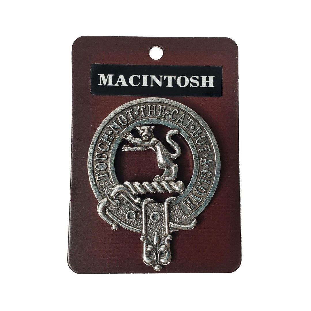 Mac(k)intosh Cap Badge - Pewter Clan Crest Badge - Gaelic Themes Cap ...