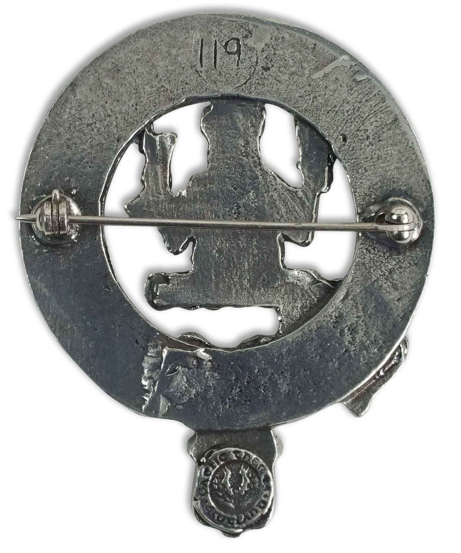 Murray of Atholl Cap Badge - Pewter Clan Crest Badge - Gaelic Themes ...