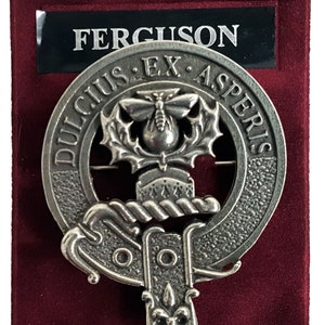 Ferguson Cap Badge - Pewter Clan Crest Badge - Gaelic Themes Cap Badge ...
