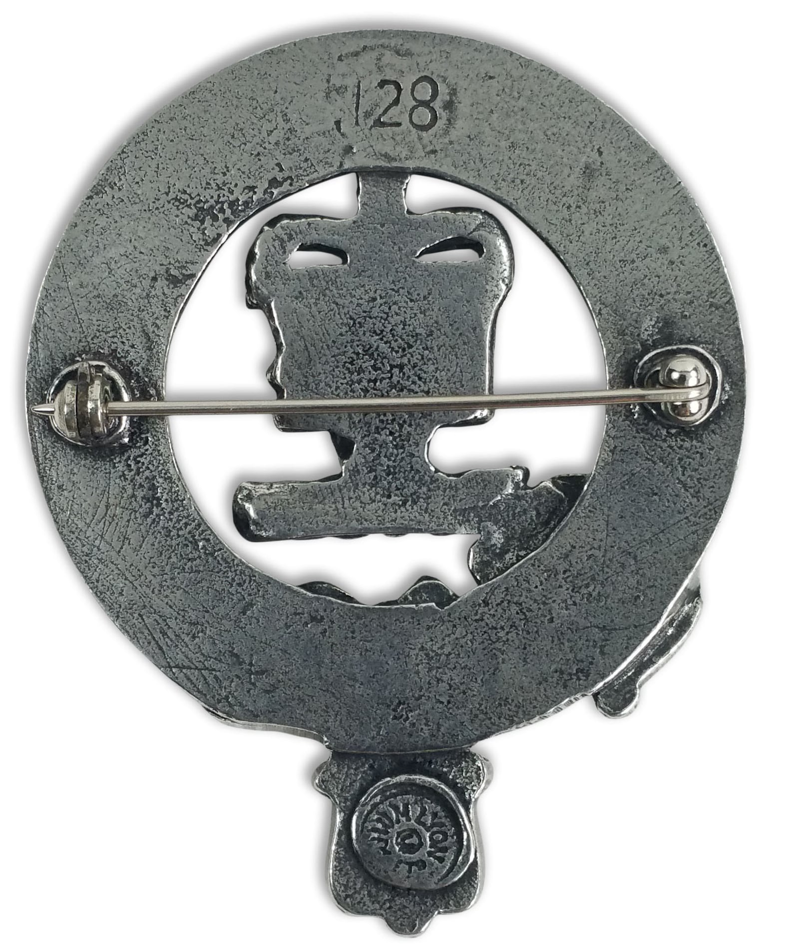 Robertson Cap Badge - Pewter Clan Crest Badge - Gaelic Themes Cap Badge ...