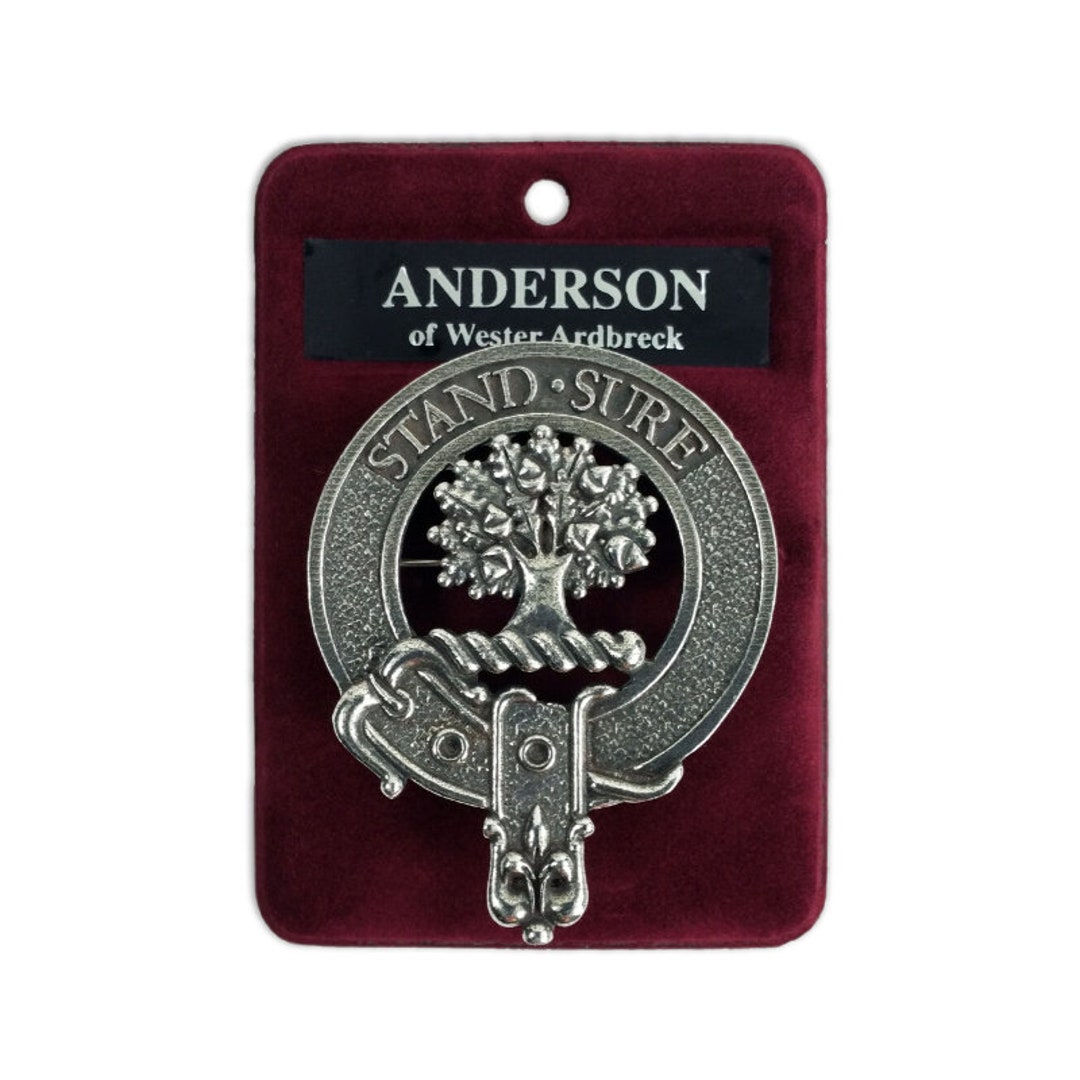 Anderson Cap Badge - Pewter Clan Crest Badge - Gaelic Themes Cap Badge ...