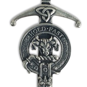 Macleod of Harris Clan Crest Kilt Pin - Gaelic Themes Kilt Pin - Hold ...