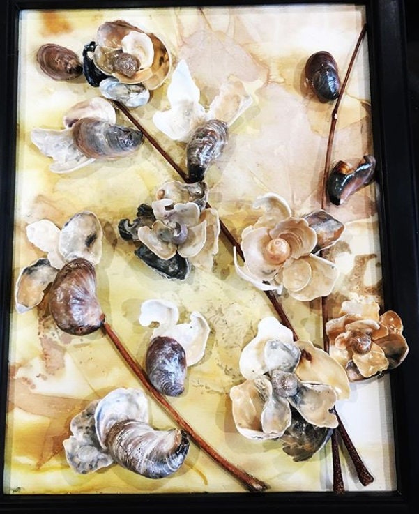 Handmade Shell Flowers, Wall Art, Seashell Flower - Beach Decor ...