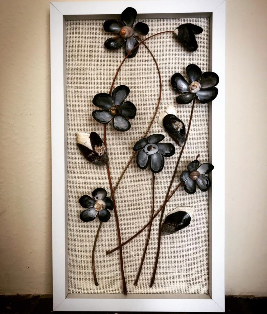 Handmade Shell Flowers, Wall Art, Seashell Flower - Beach Decor ...