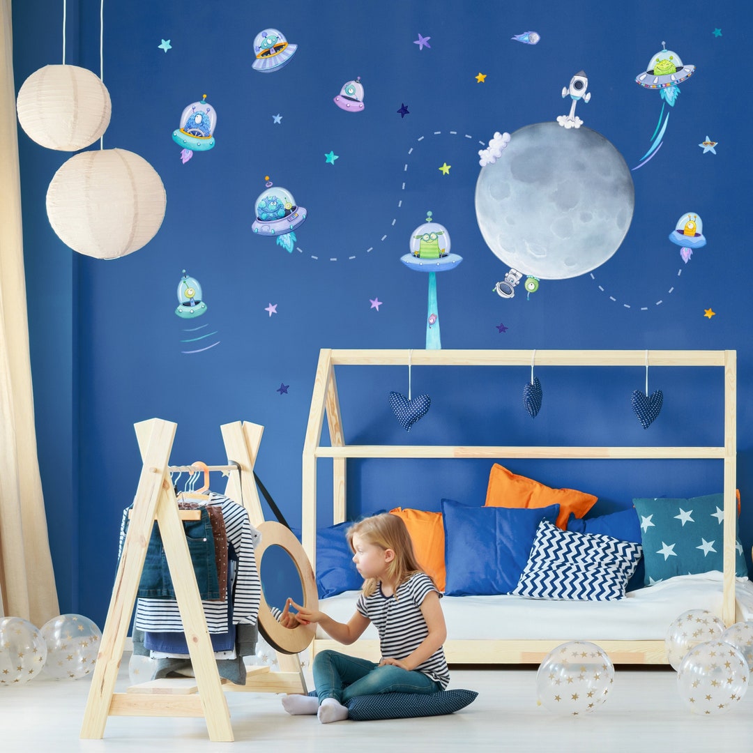 Alien Flying Saucers Wall Decals for Toddlers and Kids Rooms - UFO Peel ...