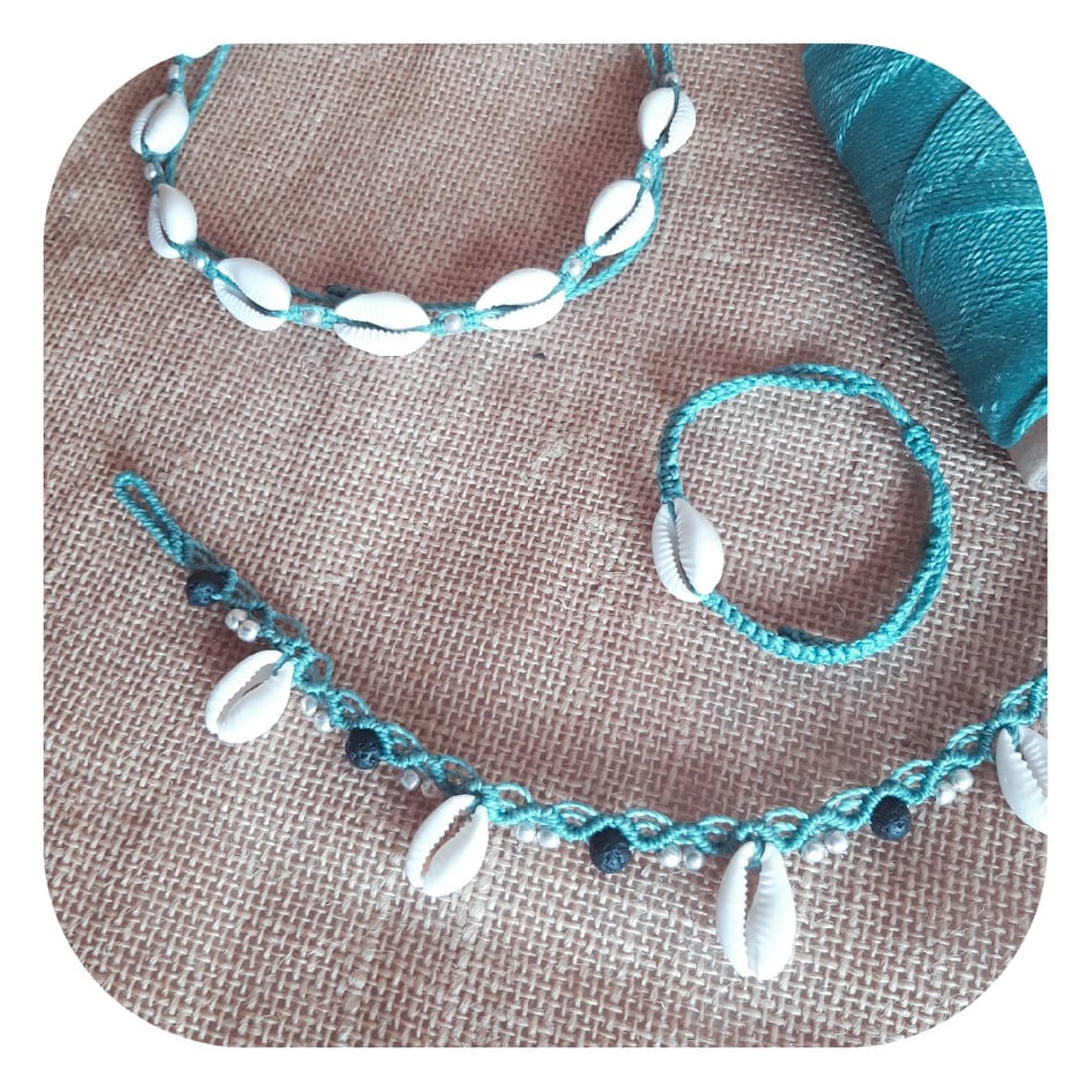 CAURIS Bracelet Water Resistant and Adjustable - Available in Black,red ...