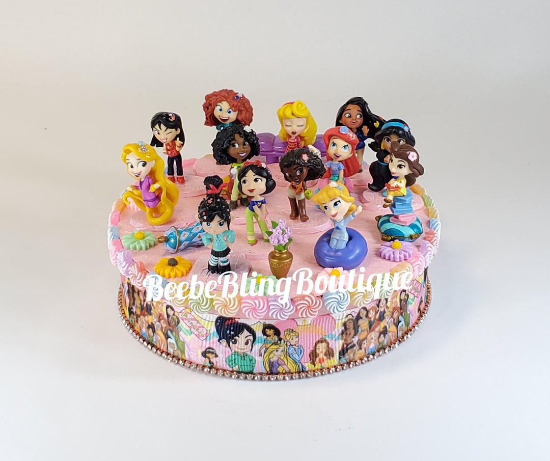 Disney Vanellope and the Disney Princesses Cake Topper. Disney ...