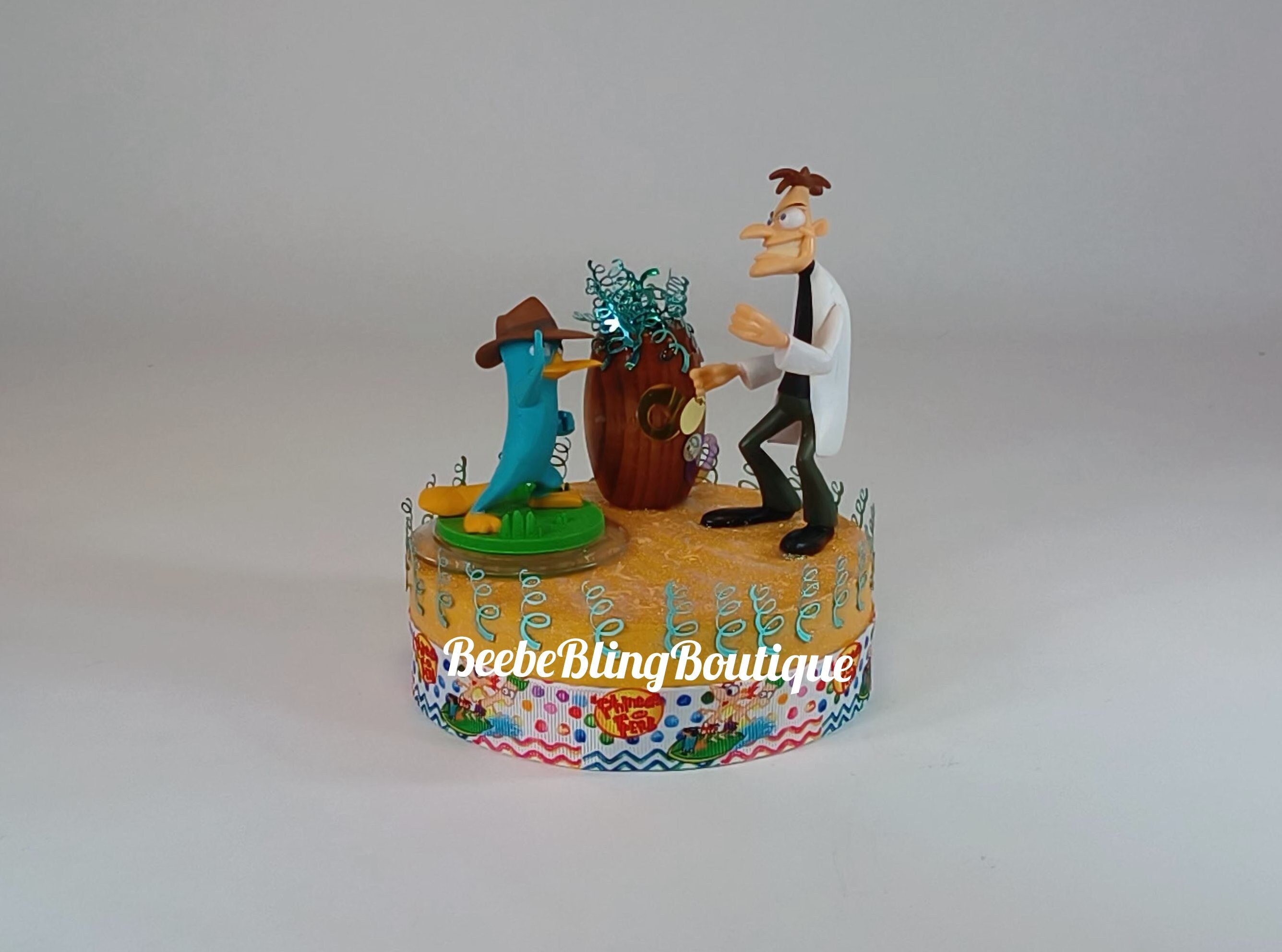 Perry The Platypus Cake