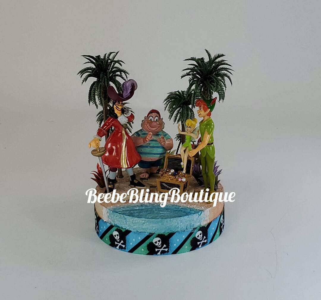 Disney Peter Pan Cake Topper. Peter Pan and Captain Hook Centerpiece Decoration. A Great ...