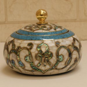 Handmade Egyptian Candy or Chocolate Bowl, Mother of Pearl Inlaid ...