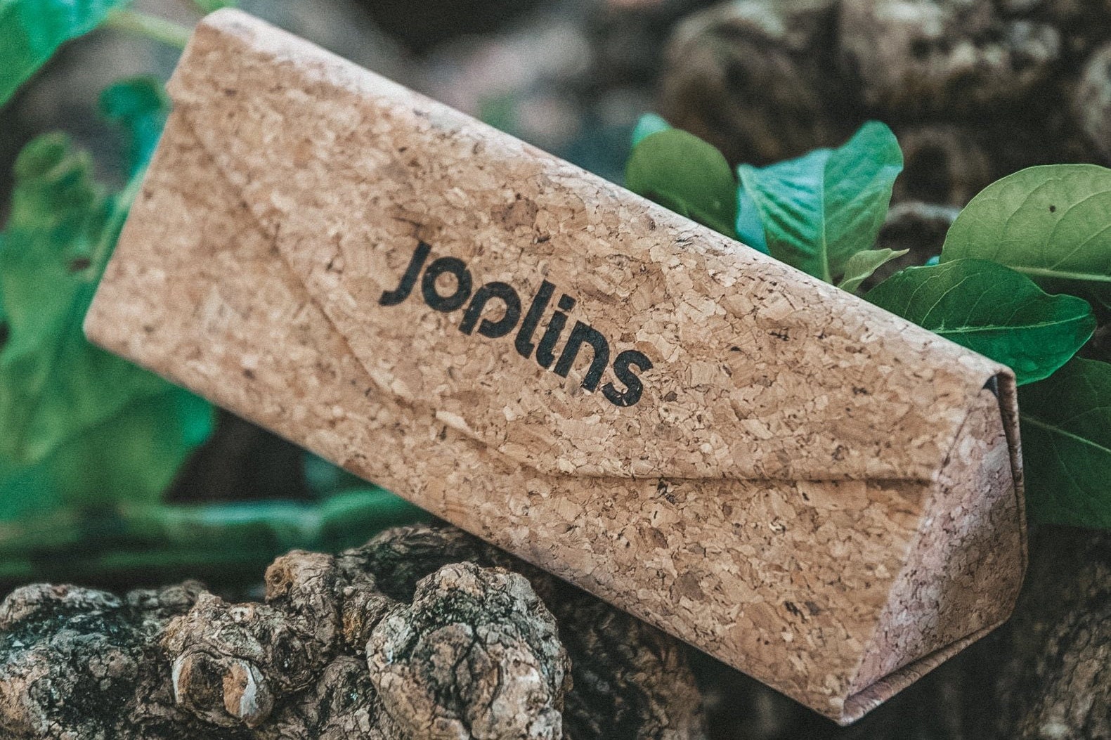 Fold & Go - Tri-fold Sunglasses Cork Case, Sustainable Sunglasses Case ...