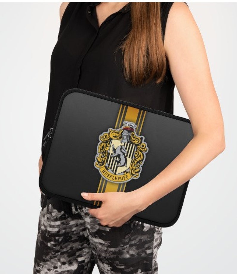 Harry Potter Hufflepuff Hogwarts Laptop Sleeve, Laptop Cover, Laptop ...
