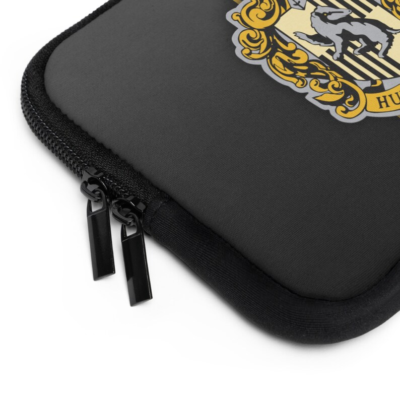 Harry Potter Hufflepuff Hogwarts Laptop Sleeve, Laptop Cover, Laptop ...