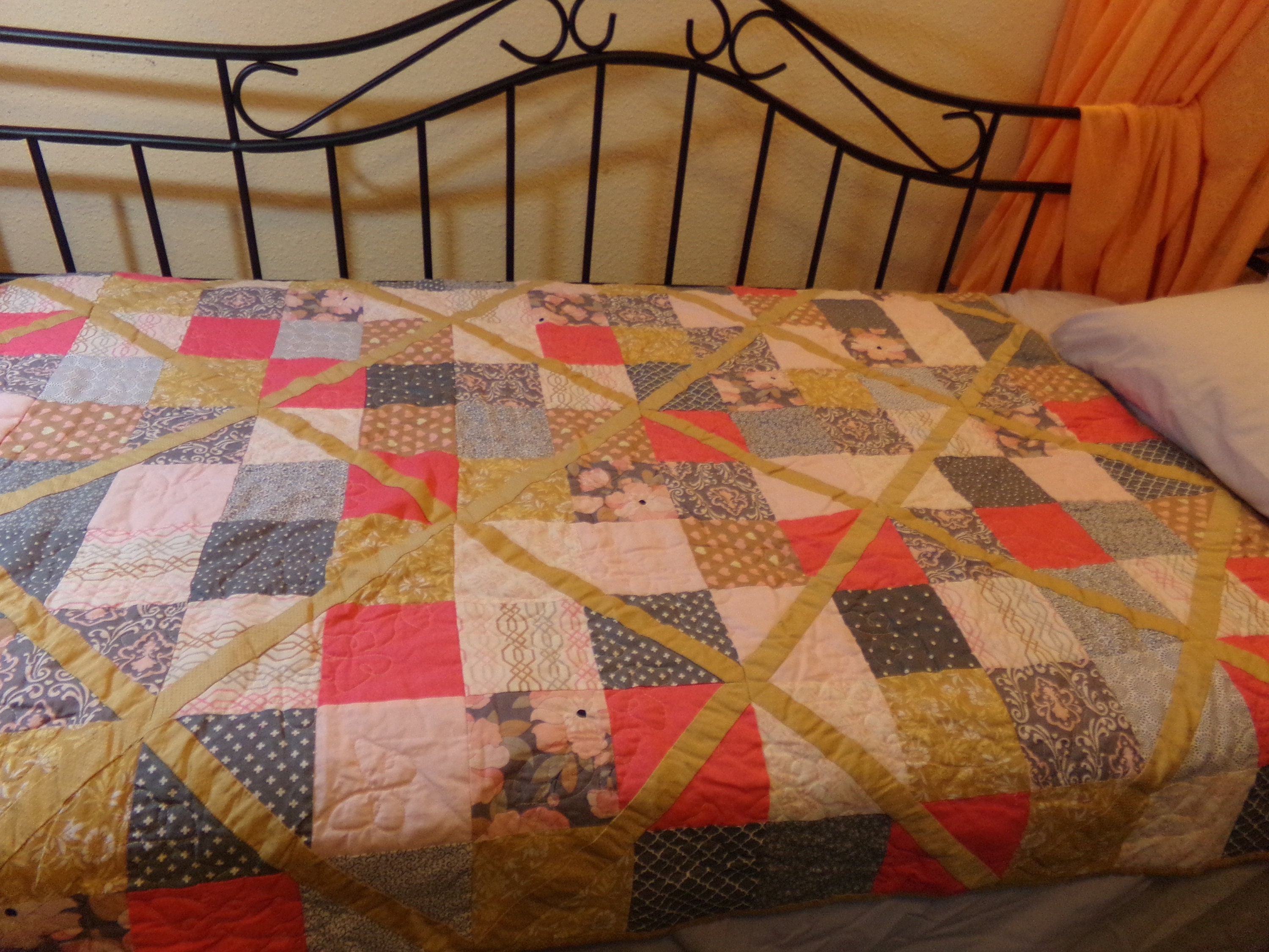 Trellis garden quilt blanket handmade traditional pattern in | Etsy