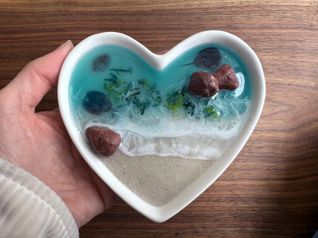 Horseshoe Crab Heart Shaped Beach Ring Dish Jewelry Tray Ocean Themed ...