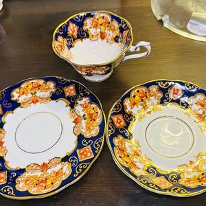 Royal Albert 'heirloom' Trio. Avon Shaped Cup Very Rare - Etsy