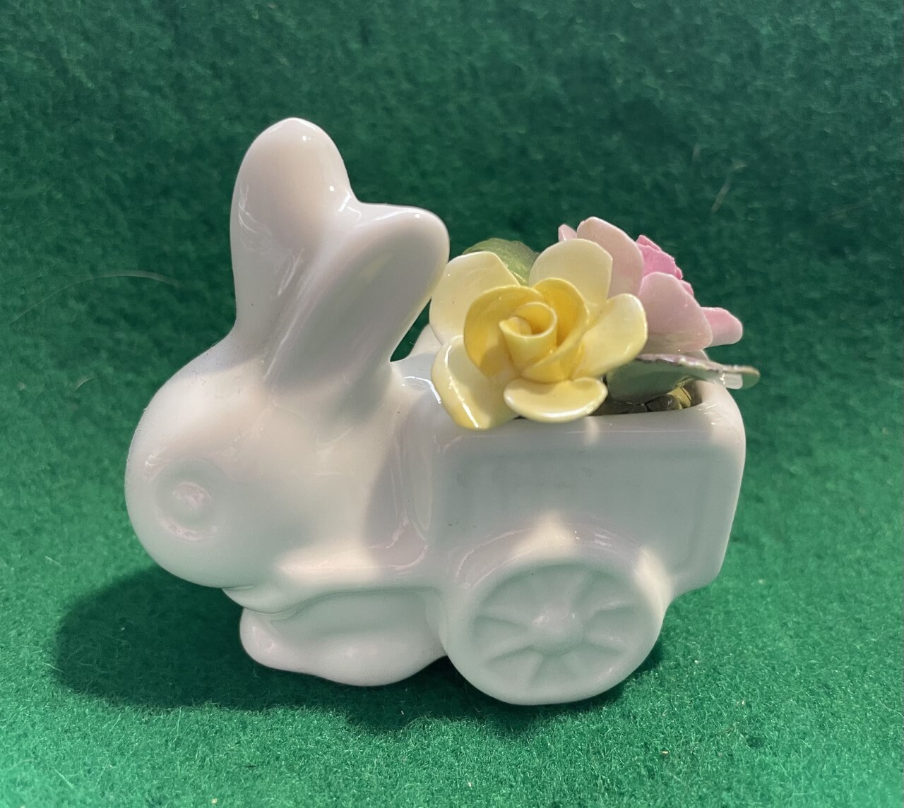 Coalport Handcrafted rabbit pulling a wagon with 2 minature roses in it ...