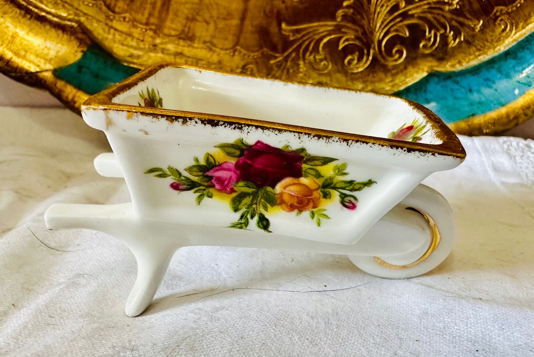 Royal Albert Old Country Roses Wheel Barrow - Etsy