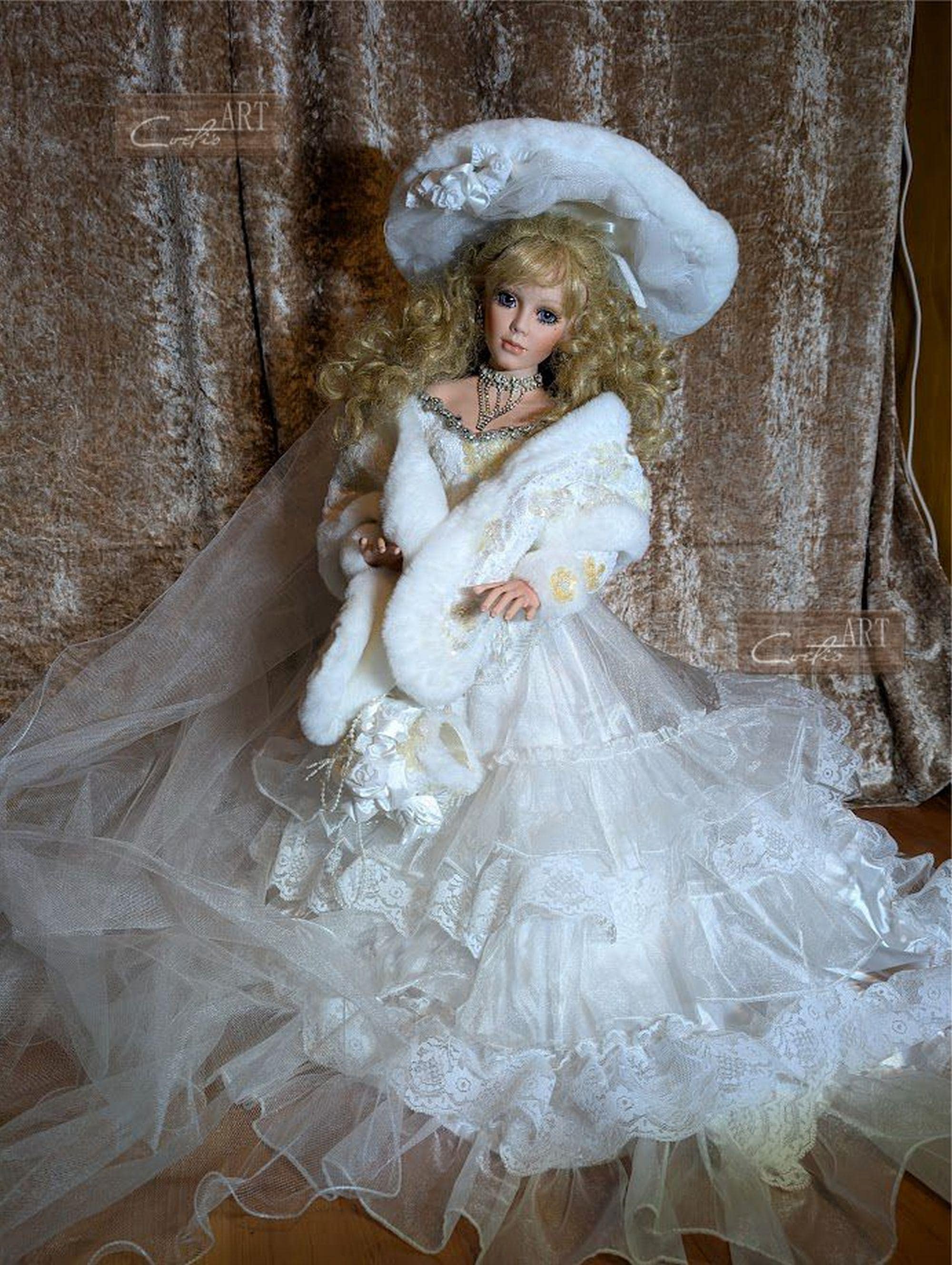 Danbury Mint Bride Doll: Winter Bliss Special Edition, Blonde Porcelain ...