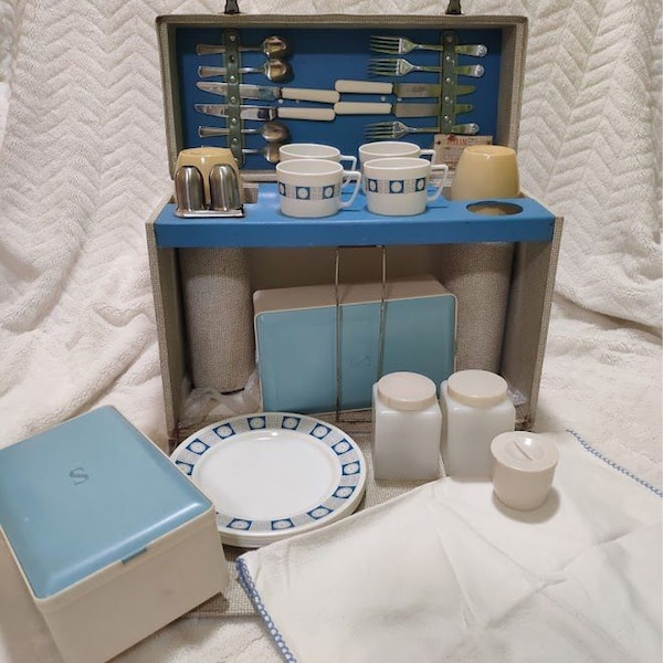 Vintage Picnic Set - Etsy UK