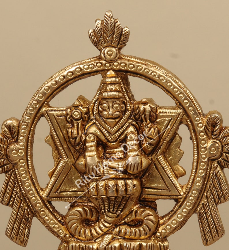 Brass Sudarshan Chakra Idol - Lord Vishnu Weapon Statue - Chakra Talwar ...