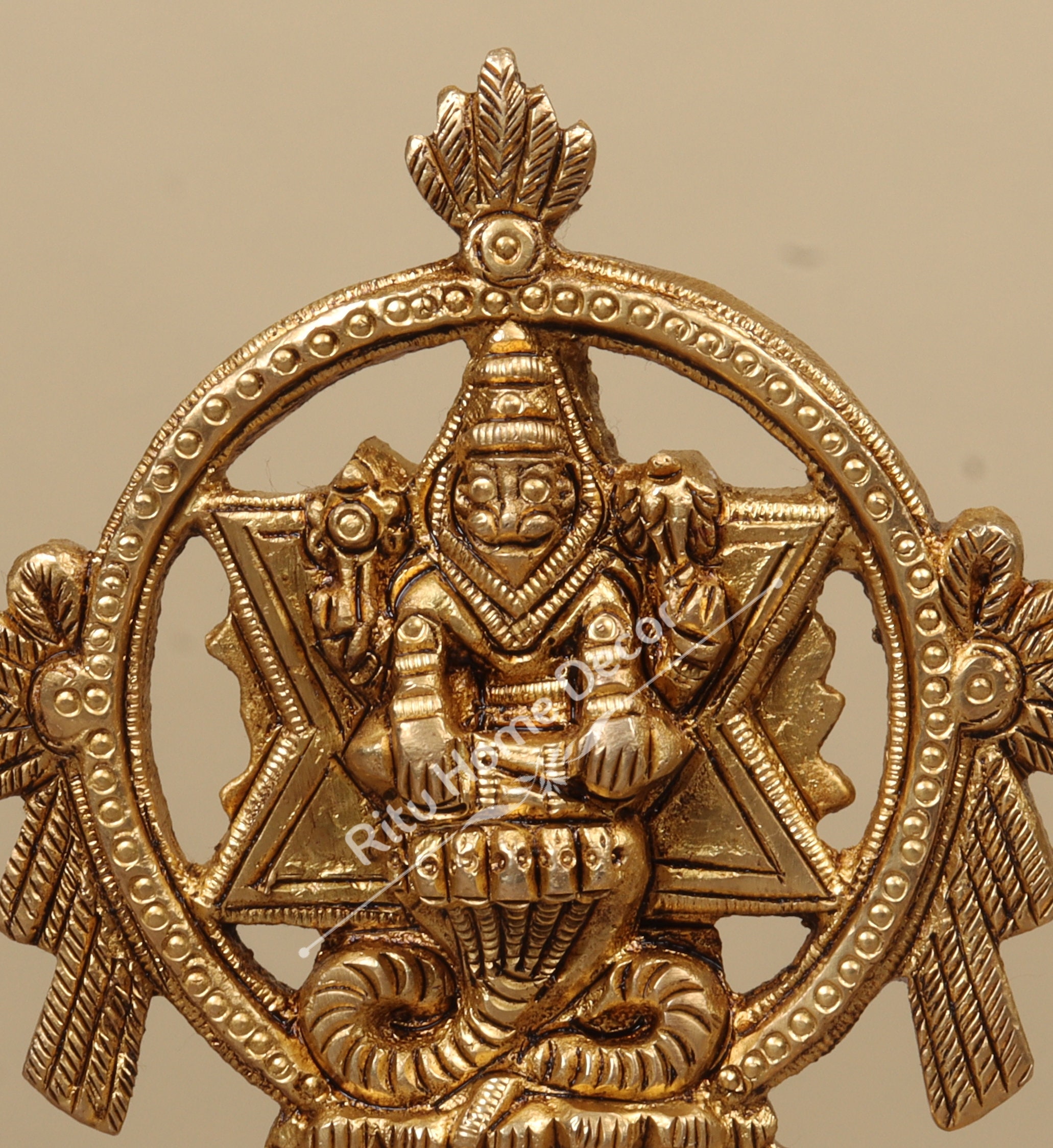 Brass Sudarshan Chakra Idol - Lord Vishnu Weapon Statue - Chakra Talwar ...