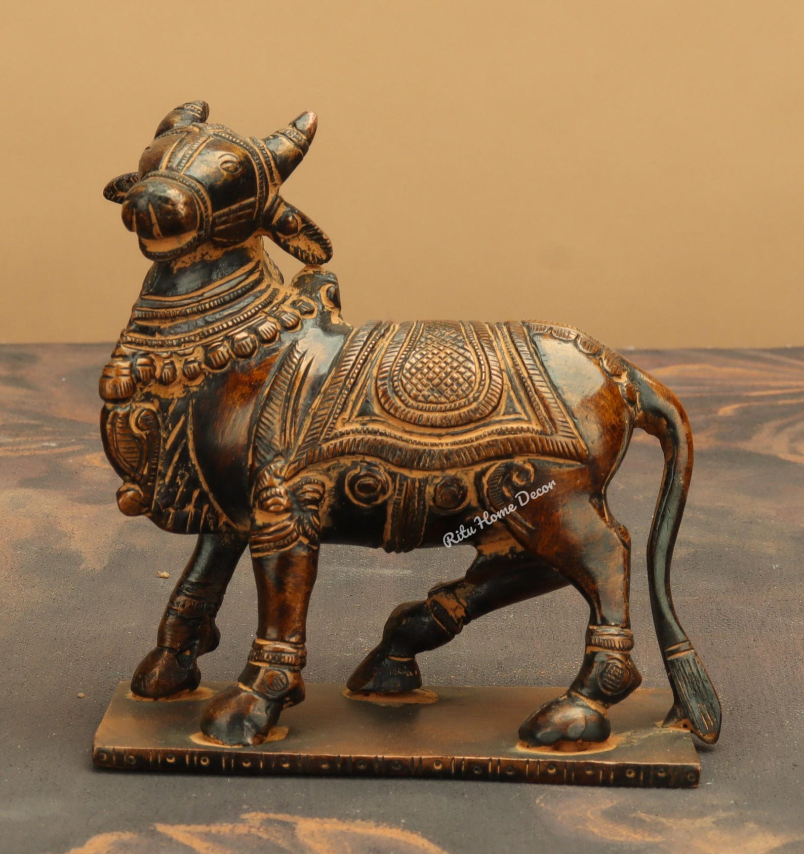 Brass Nandi Statue, Antique Finish Lord Shiva Wagon Sculpture, Sitting ...