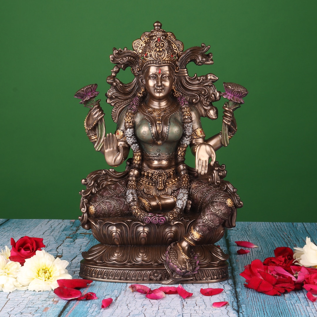 Maa Lakshmi Statue - Goddess of Wealth - Prosperity - Mother Laxmi Idol ...