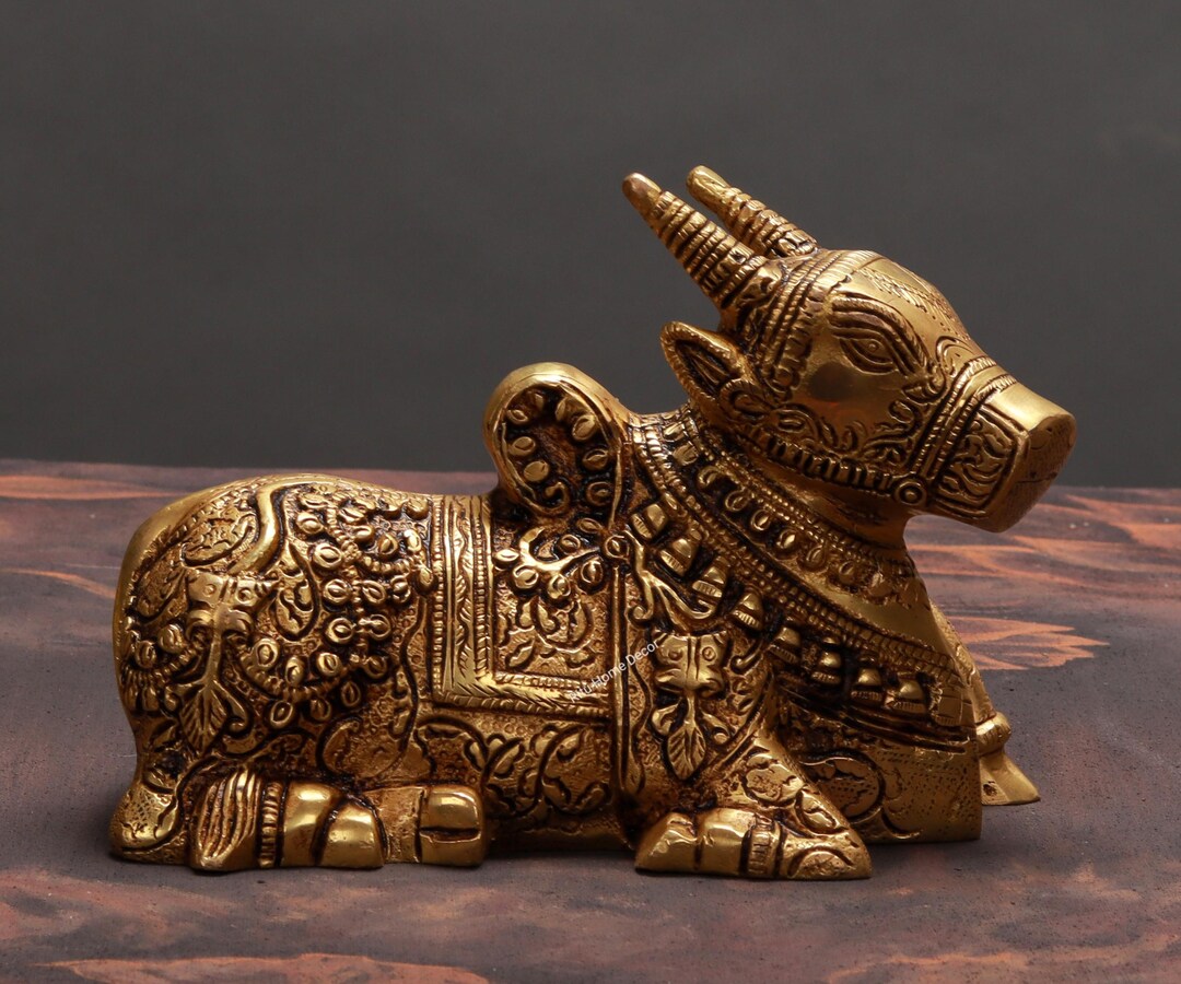 Brass Nandi Statue With Antique Finish, Lord Shiva Wagon Sculpture ...