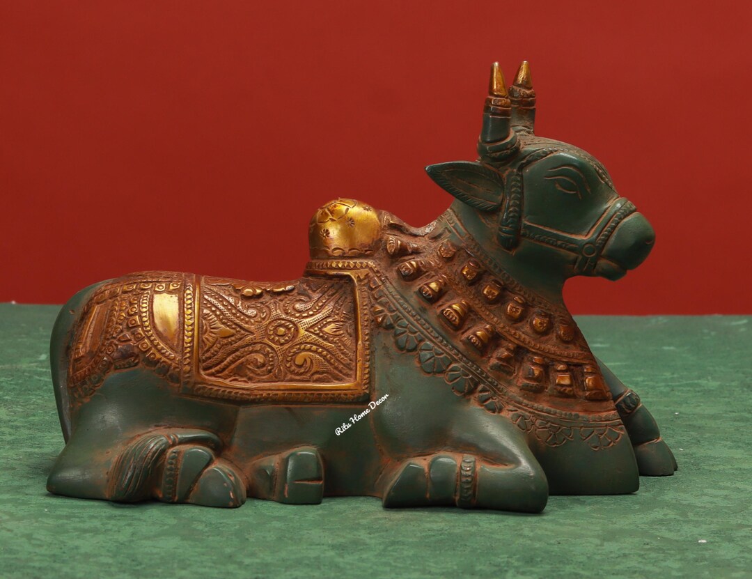 Brass Nandi Statue With Antique Finish, Lord Shiva Wagon Sculpture ...
