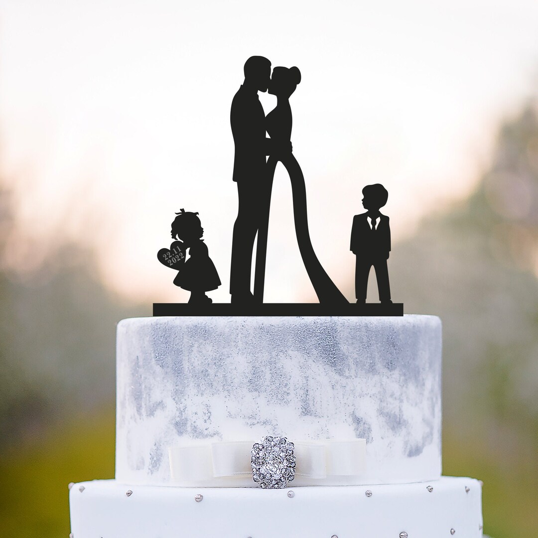 Custom Family Wedding Cake Topper With Children, Acrylic Cake Topper ...