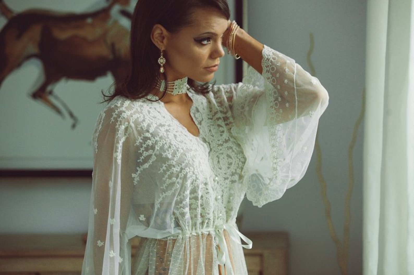 VINTAGE LACE BRIDAL Robe for Wedding Day, Boudoir Photo Shoot Robe ...