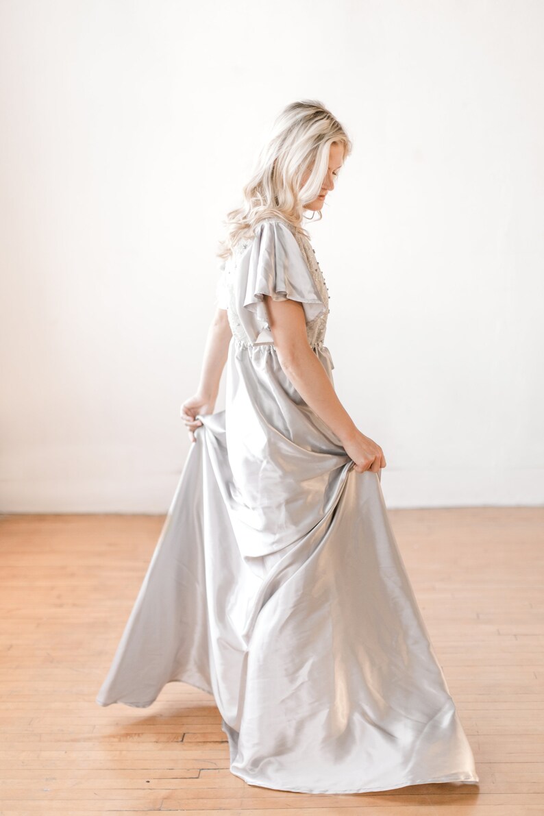 SATIN BRIDAL ROBE for Wedding Day Boudoir Photo Shoot - Etsy