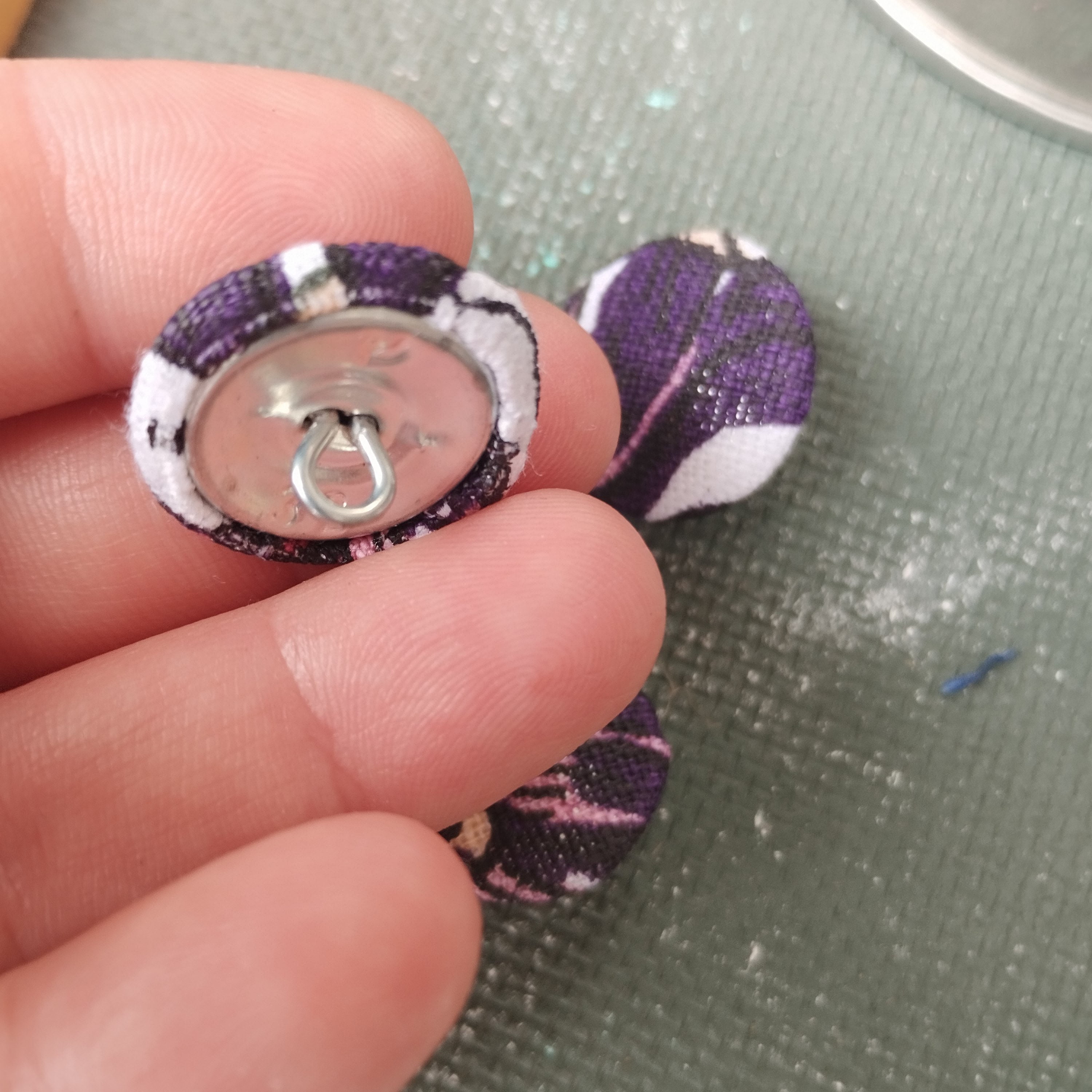 Linen Buttons in Flowers Linen, Checked Natural Linen Fabric Buttons ...